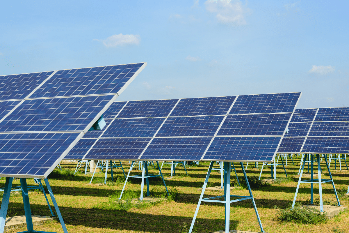 Placas Solares: Revolución y Futuro Energético Transformador - ICOEC3